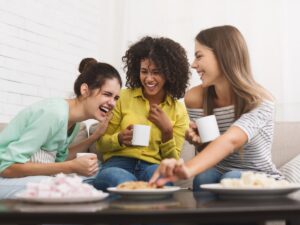 50 Budget-Friendly Fun Things to Do with Friends | NurNotes